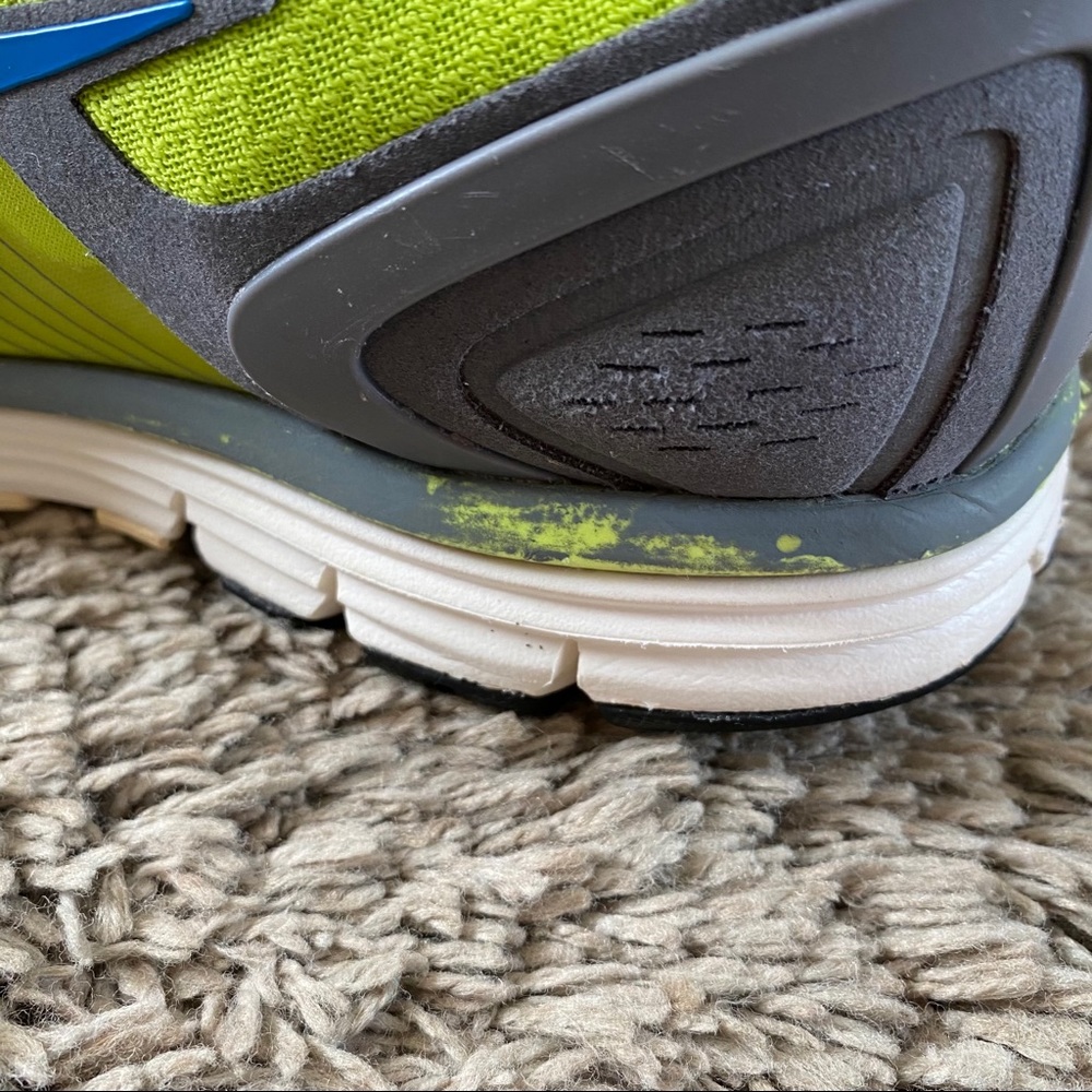 Nike Woman’s Lunarlite Tennis Shoe - Gem